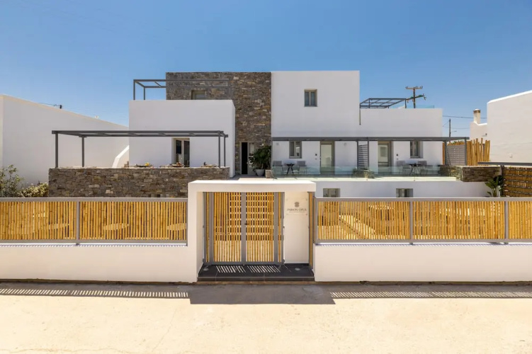 Parion Opus - Adults Only - Paros