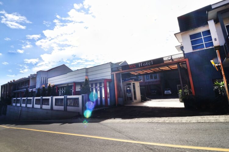 Ms Hotel Ciwidey - Ciwidey