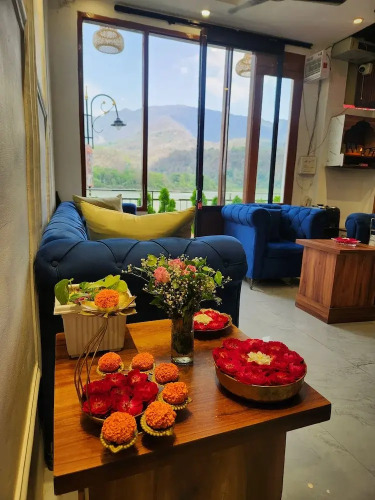 Stay On The Ganges - Rishikesh