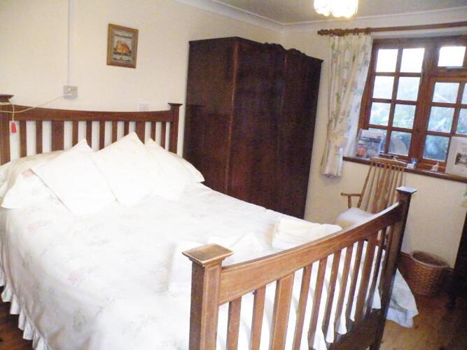 Burton Farmhouse - Hope Cove