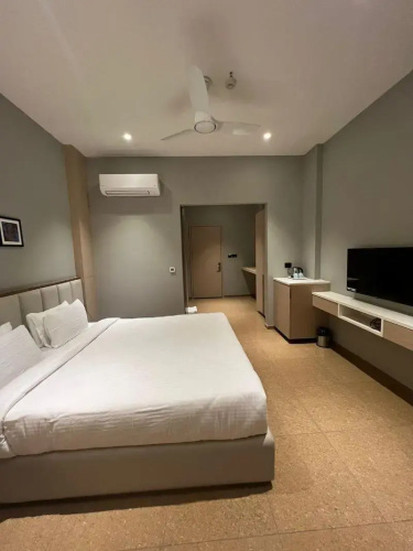 Pride Resort Rajkot - ラージコート