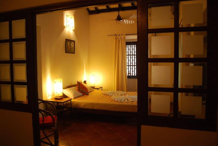 Granpa's Inn Hotel Bougainvillea - アンジュナ