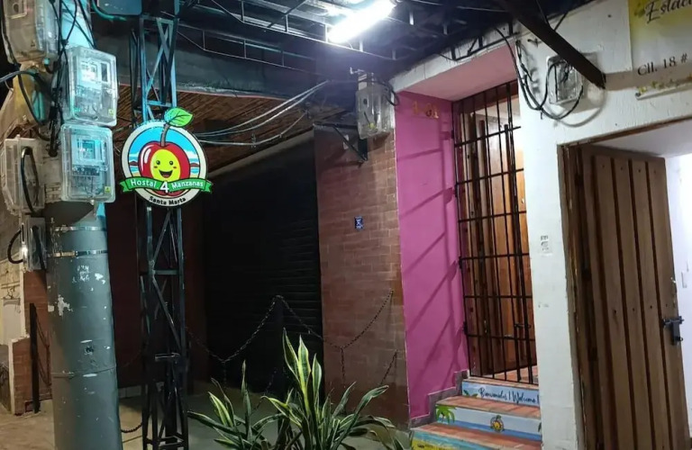 Hostal 4 Manzanas - Santa Marta