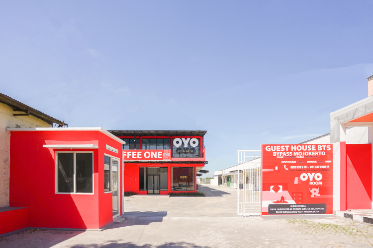 Oyo 877 Bypass Town Square - Mojokerto