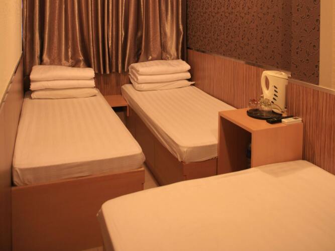 New Mong Kok Hotel - Sham Shui Po
