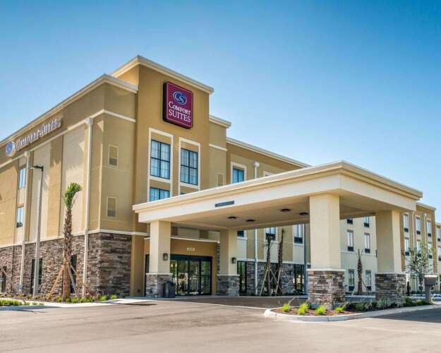 Comfort Suites Dunnellon Near Rainbow Springs - Dunnellon, FL