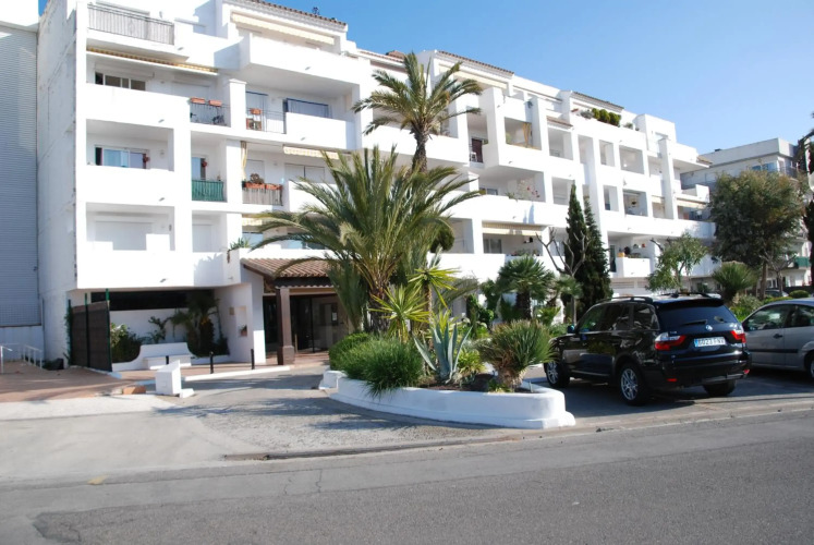 Holidays Royal Marine - Roses