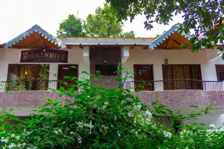 Mount N Mist Hotel - Nainital
