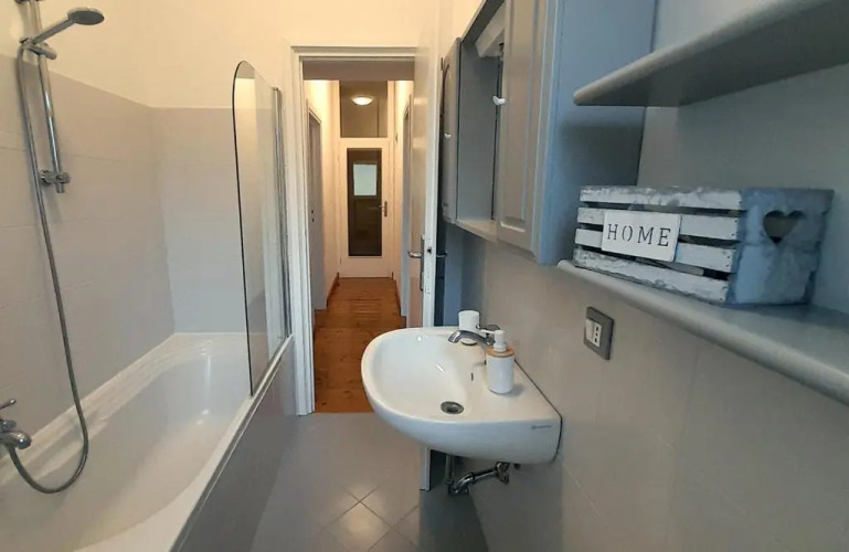 Ampio, Elegante Apt Con Aria Condizionata E Bici Gratis - Viareggio