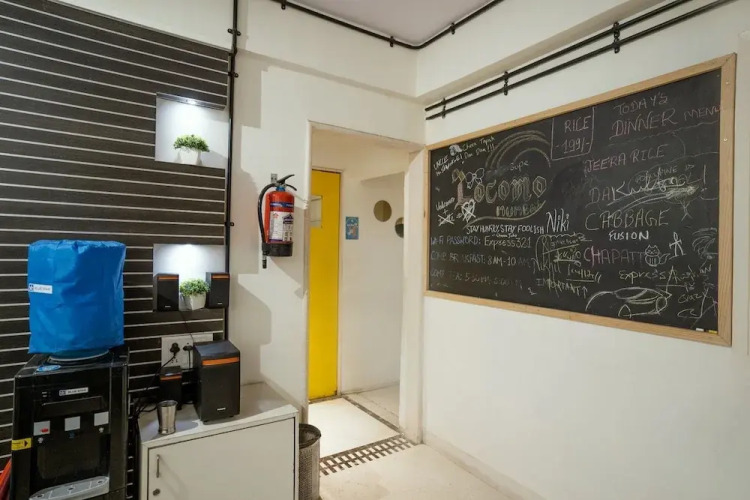 Locomo Express - Stay Work Eat - Mumbai