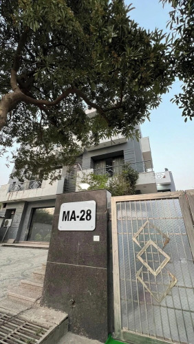 Bluo Stays - Dlf Cybercity - Delhi