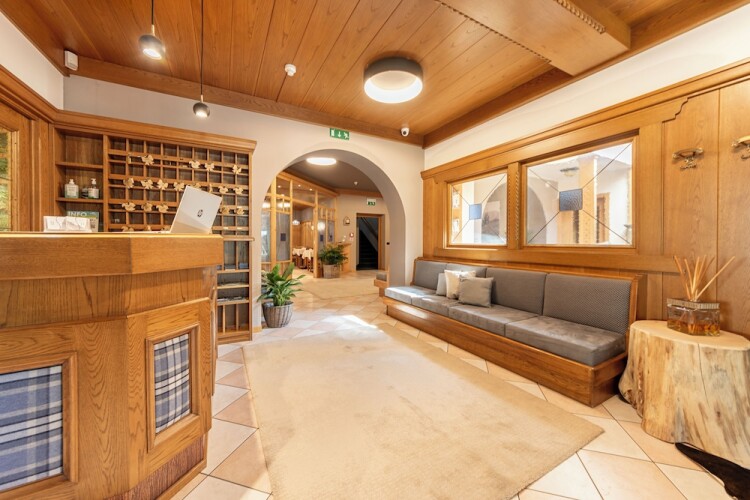 Suan Hotel - Ziano di Fiemme