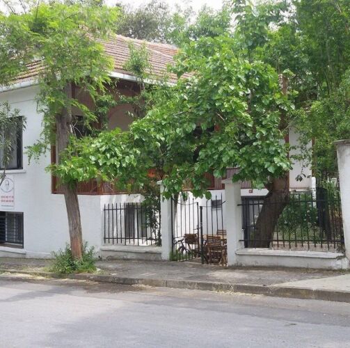 Orhan Kutbay'in Evi Turyolu Cafe Pansiyon - Adalar