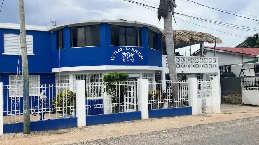 Hotel Martin - Corozal