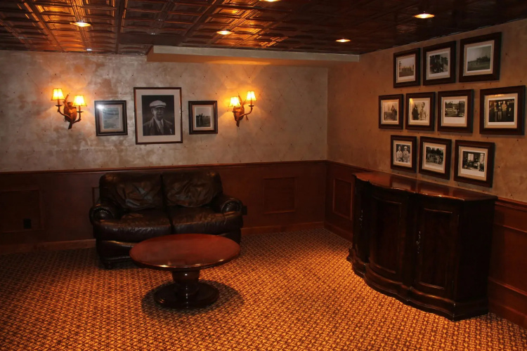Pine Needles Lodge & Golf Club - Pinehurst, NC