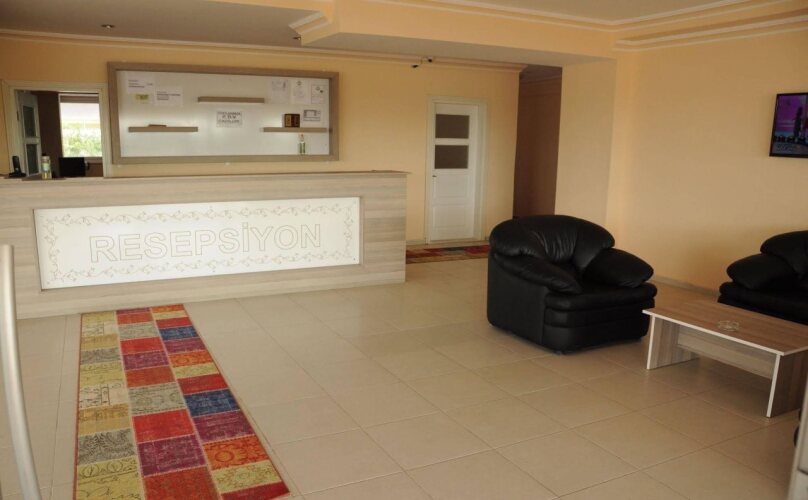 Demirci Hotel - Kadriye