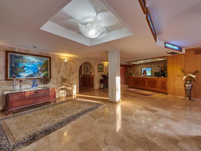 Hotel Petit Cala Fornells - Cala Fornells