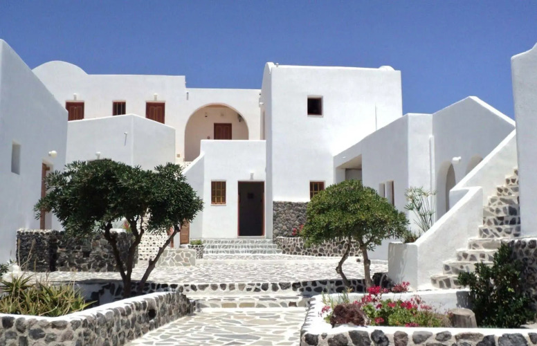 Adamastos - Santorini