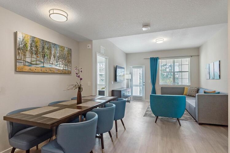 Vista Cay By Orlando Resort Rentals On Universal Boulevard - Orlando