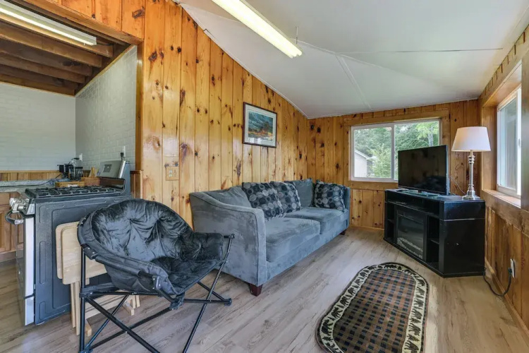 Lupton Cabin Near Lake & Trails - Fire Pit & More! - Rifle River Recreation Area, Lupton