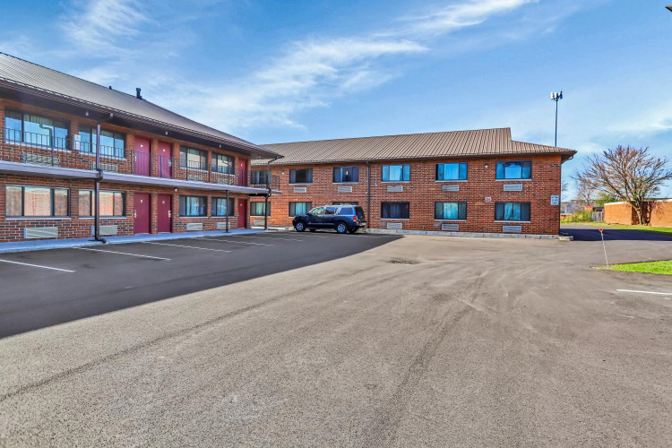 Bridgeview Inn - Chicago, IL