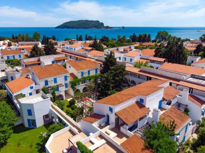 Hotel Slovenska Plaža Lux - Budva
