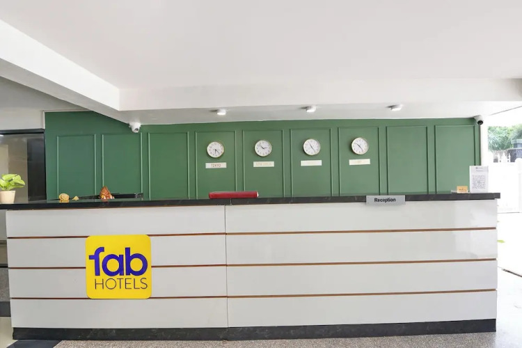 Fabhotel The White Pepper - Faridabad