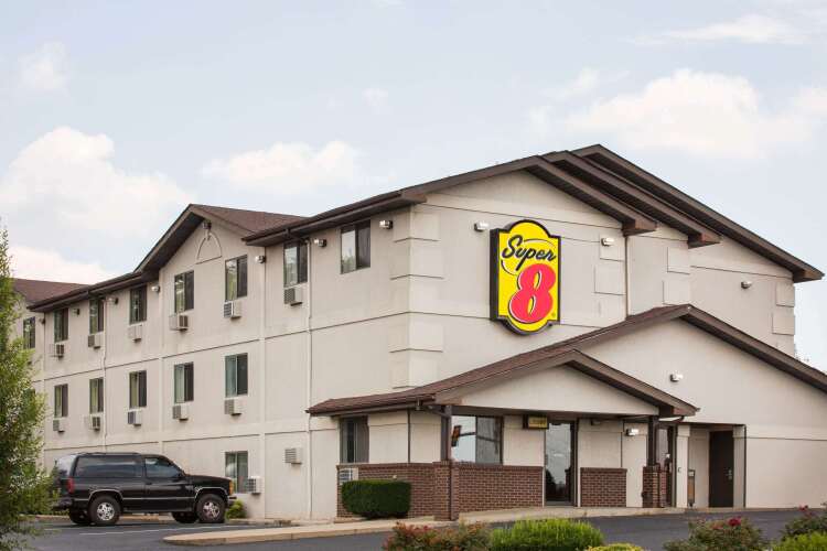 Super 8 By Wyndham Lexington Va - Lexington, VA