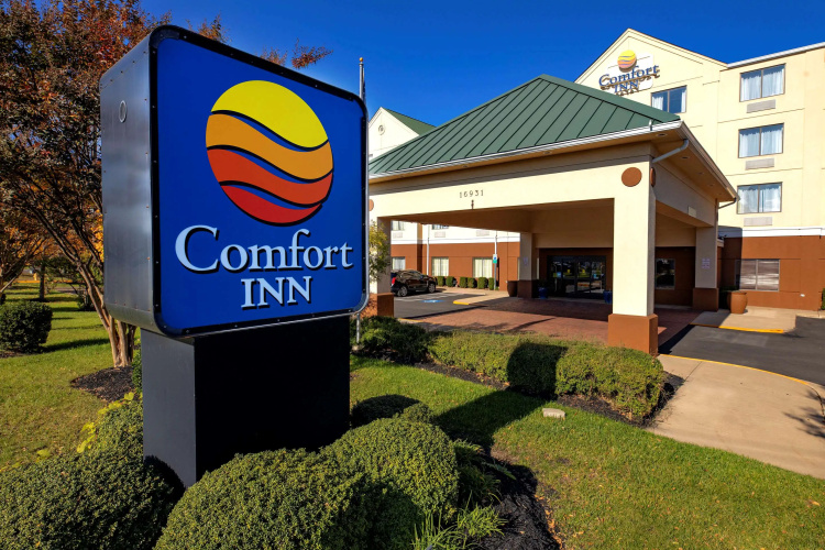 Comfort Inn Near Quantico Main Gate North - Occoquan, VA