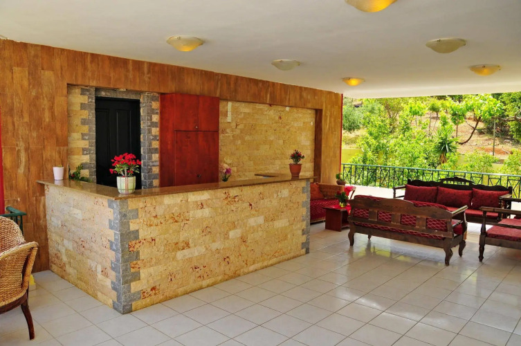 Ariadni Palace Apartments - Koutouloufari