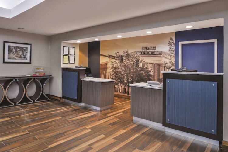 La Quinta Inn & Suites By Wyndham Atlanta South - Newnan - Newnan, GA