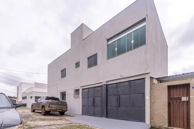 Apartamento 4 Quartos Com Wi-fi E Garagem - Pará de Minas
