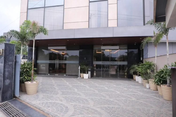 Paras Inn - Gurugram