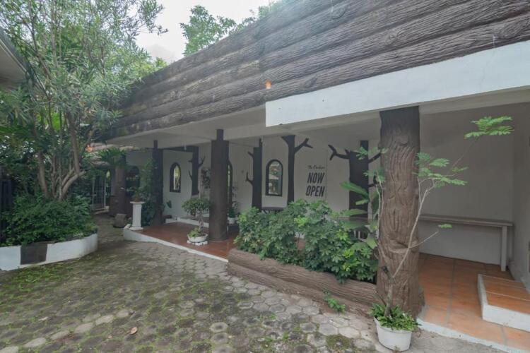 Lembur Kiwari Setra Duta Redpartner - Cimahi