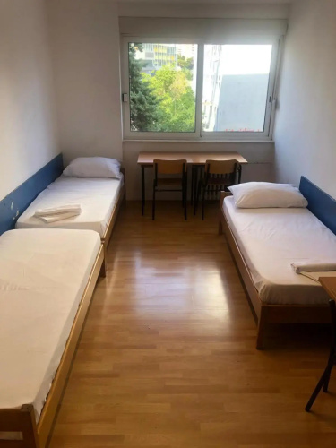 Split Summer Budget Rooms - Split