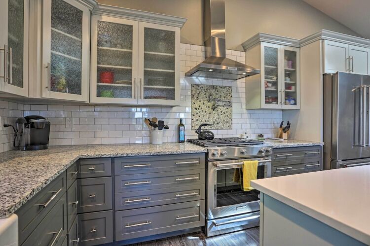 Sierra Sunset Inn - 3 Miles To Placerville! - Placerville, CA