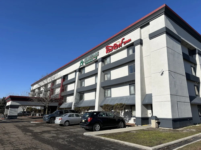 Red Roof Inn Flint - Flint, MI