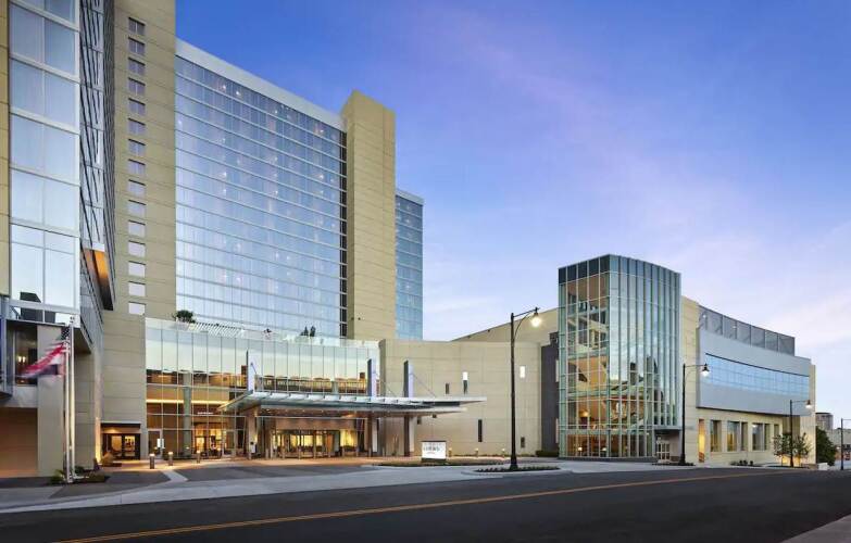 Loews Kansas City Hotel - Kansas City, MO