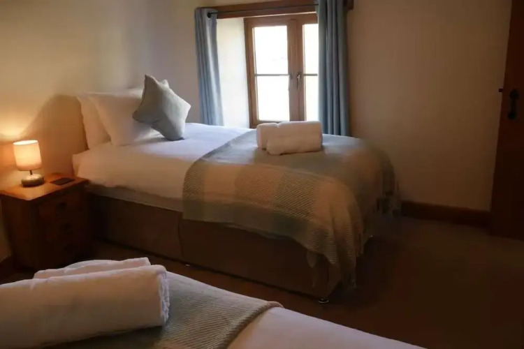 Cherry Trees - 2 Bedrooms -Pets Ok - Woodburner - Hay-on-Wye