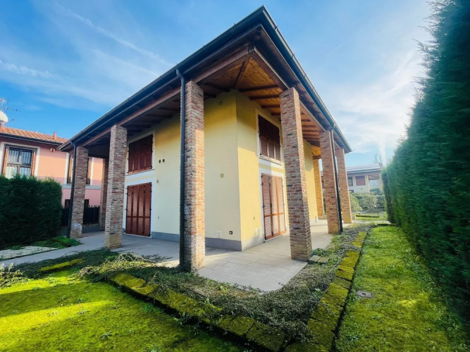 Cr Bnb Rozzano - Milan