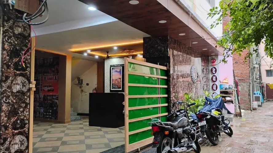 Devvanshi Palace - Varanasi