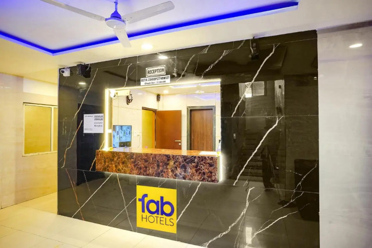 Fabhotel Uday Vilas - Indore