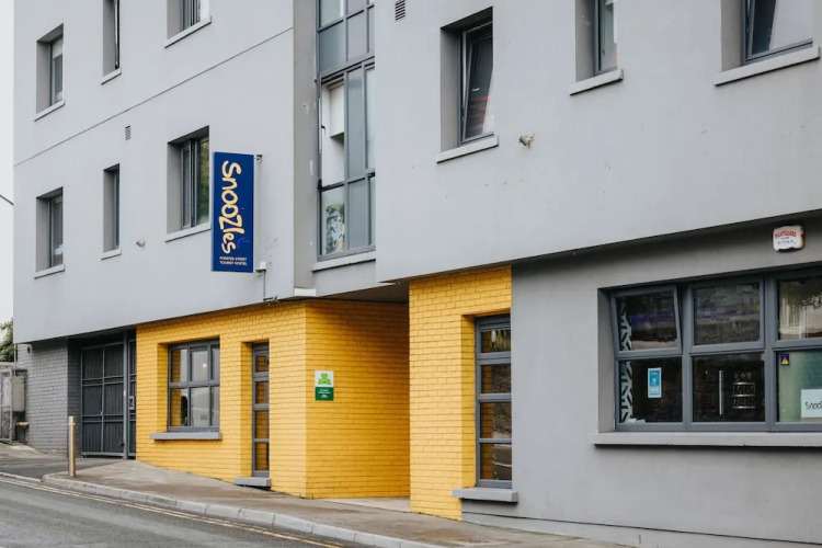 Snoozles Galway City Centre - Galway