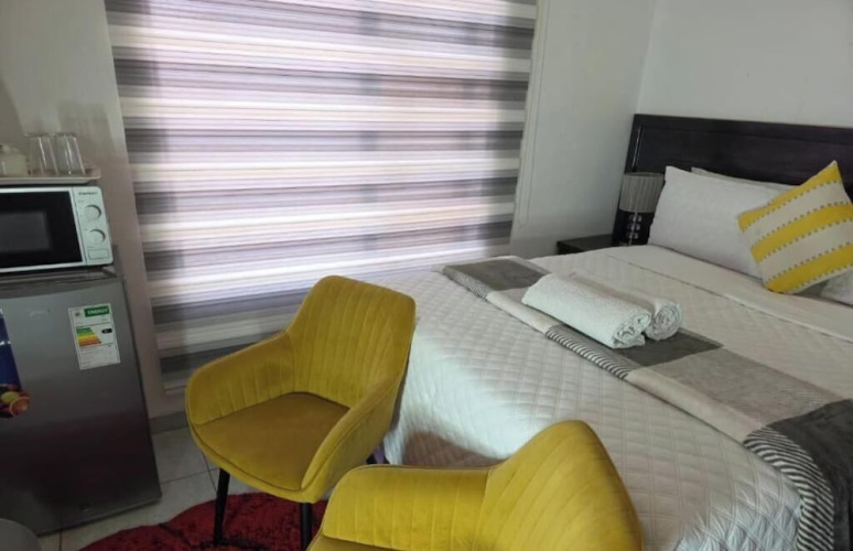 Dreamwest Living Guesthouse - Krugersdorp