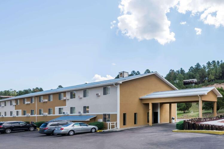 Simple Rewards Inn - Ruidoso, NM