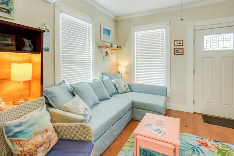 1 Mi To Beach: Colorful Cottage In Galveston! - Galveston