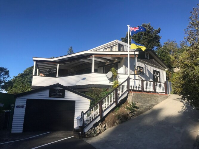Bluff Hill Lighthouse B&b - Napier