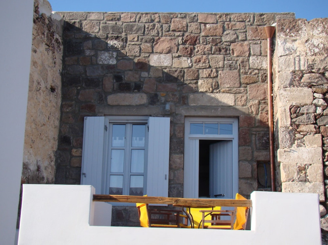 Efis Apartments - ミロス島