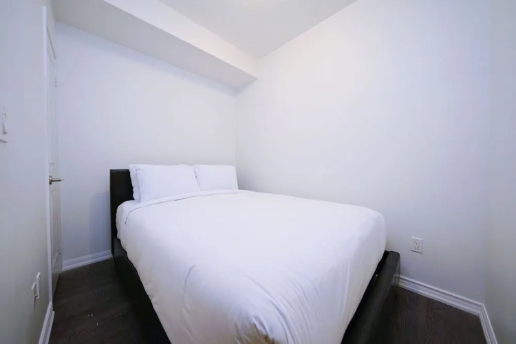 The Fashion House Suites - Toronto