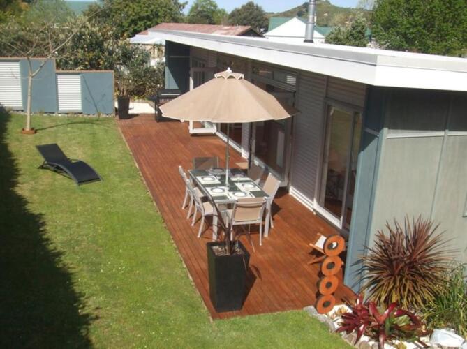 Tatahi Lodge Beach Resort - Hahei